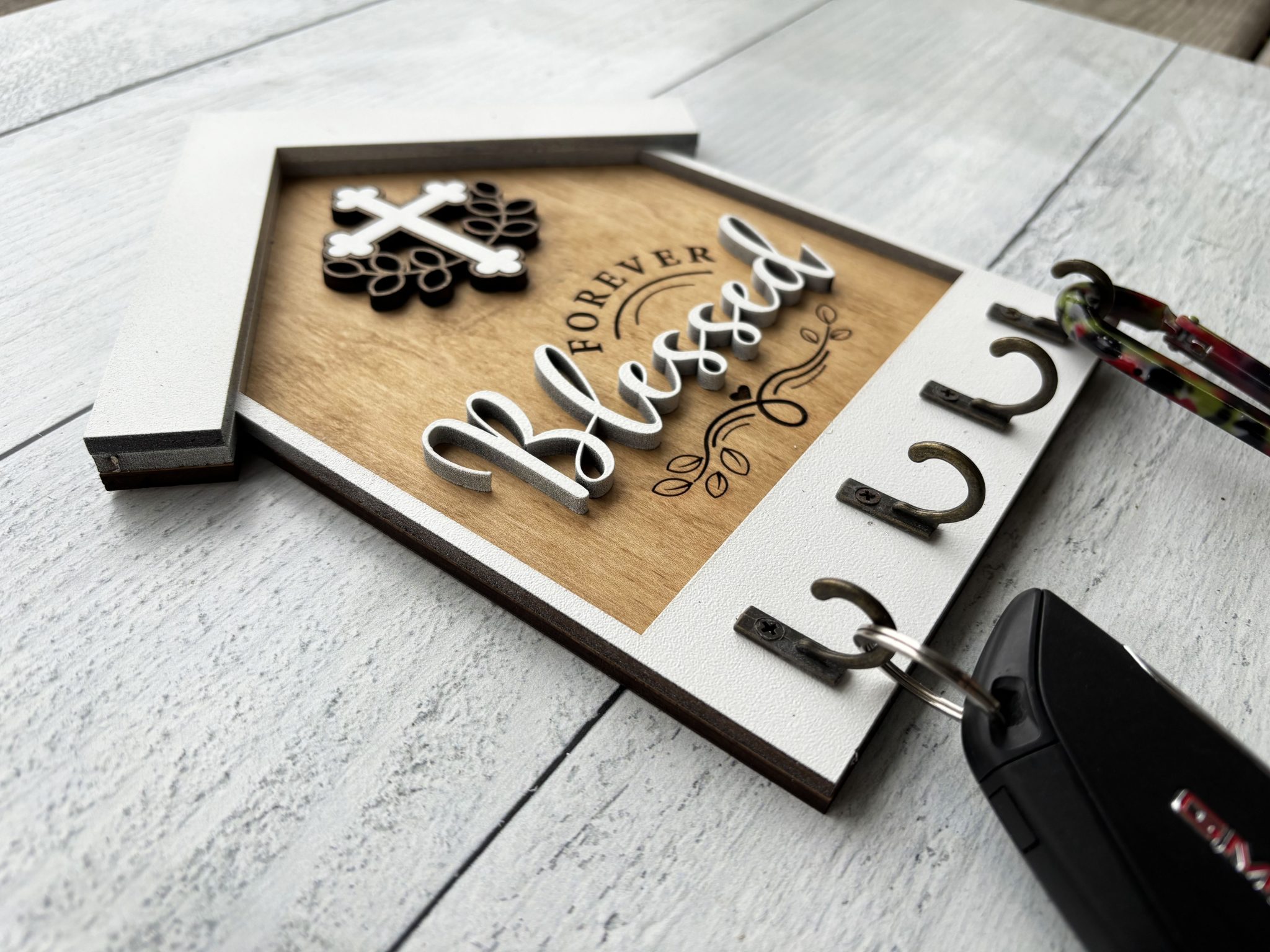 New Keyholder plaques many variations Dog , Cat , Home , Plain ...